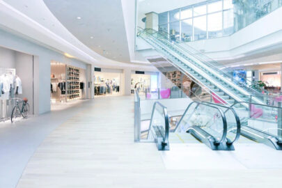 Moving Walkways and Escalators: Key Differences | Hybon