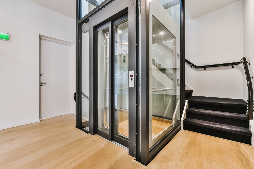 3 Features Every Residential Lift Should Have
